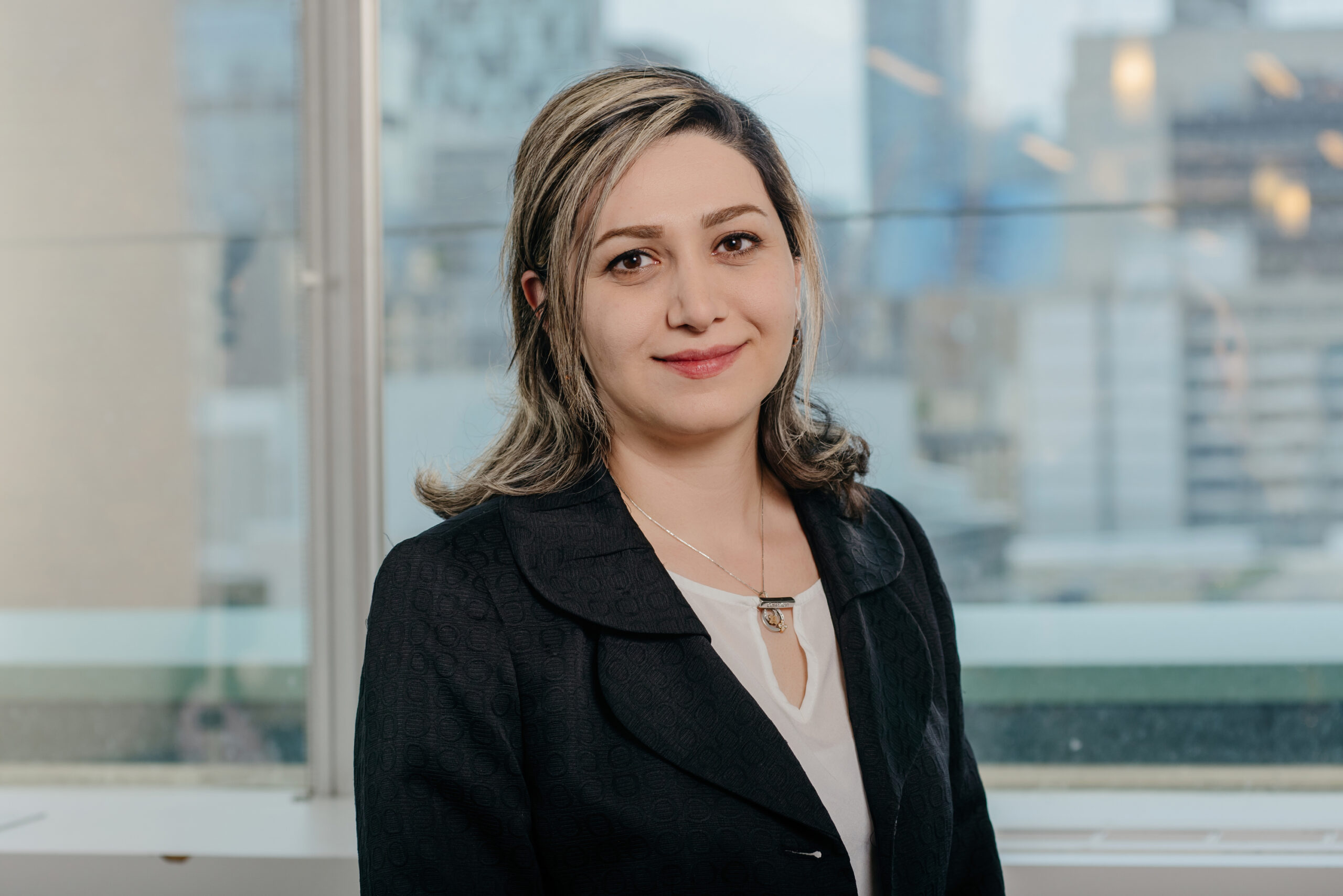 Elham Dolatabadi - Connected Minds